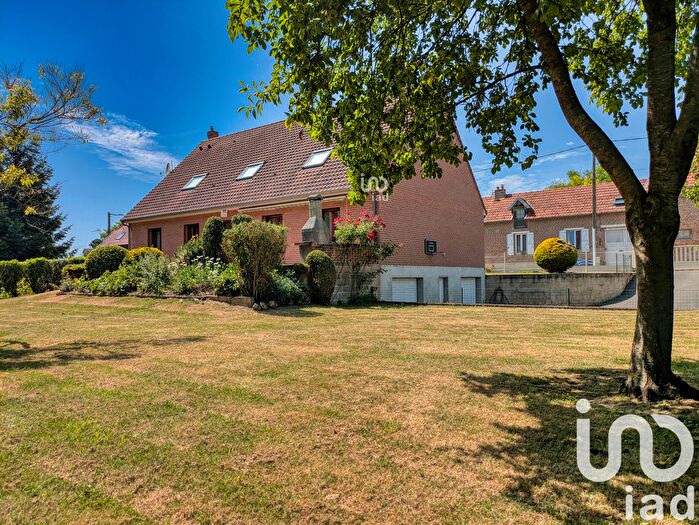 Maison à vendre - Hangard - 6 pièces - 5 chambres