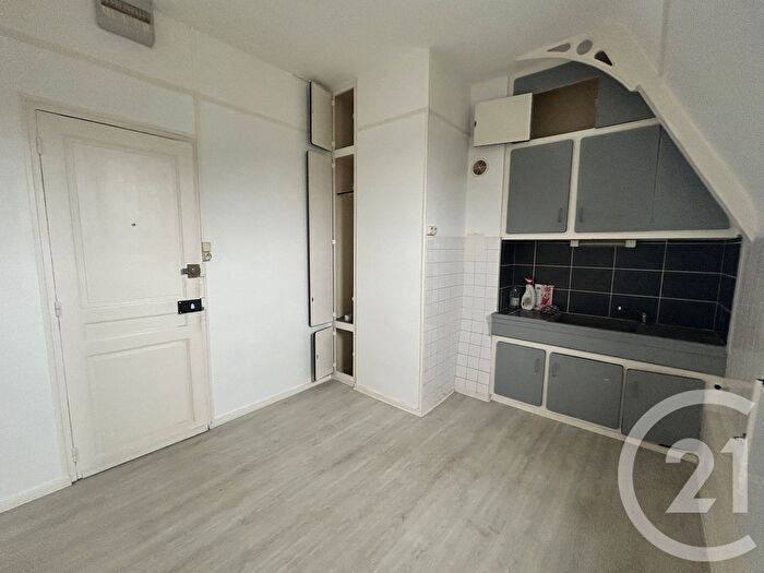 Appartement à louer - Lisieux, Trevett, Quatre Sonnettes - 2 pièces - 1 chambre