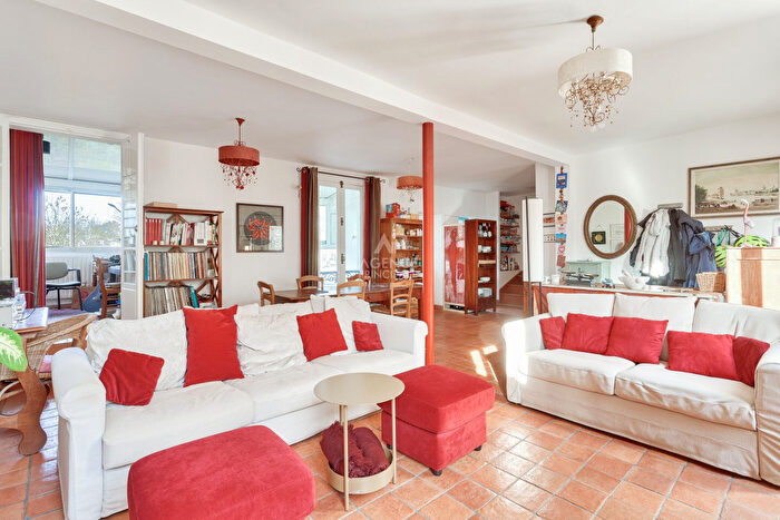 Maison à vendre - Sèvres, Beau-Site, Binelles, Renan, Chataîgneraie - 8 pièces - 5 chambres