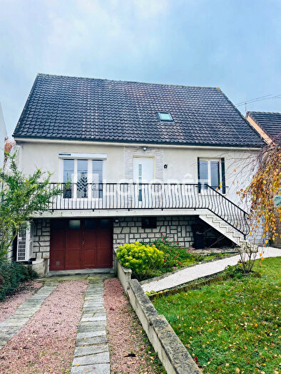 Maison 5 pièces à Orry-la-Ville, à louer