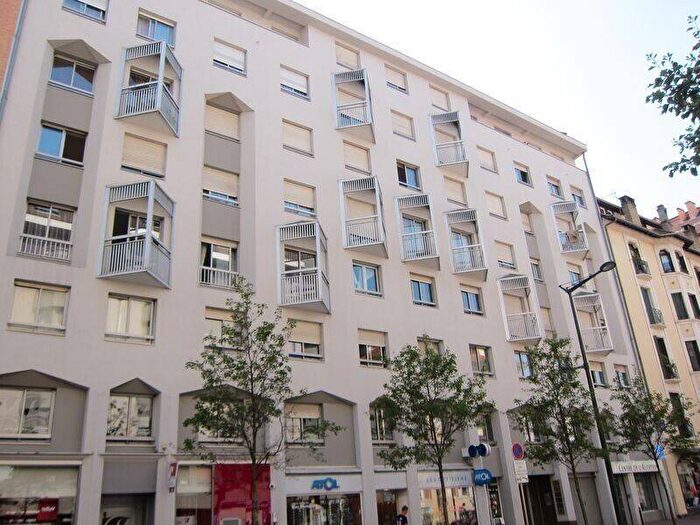 Appartement à louer - Bonlieu, Annecy - 1 pièce