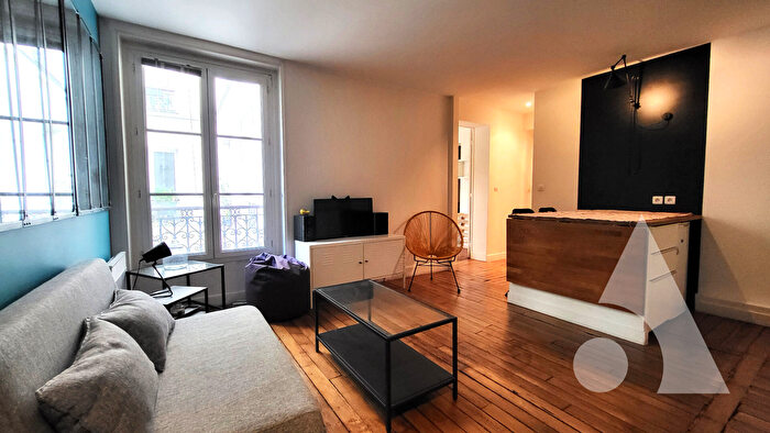Appartement à vendre - Paris e , Montmartre, Sacré Coeur, Abbesses - 2 pièces - 1 chambre