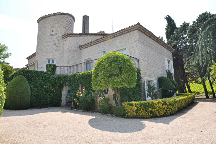 Maison 10 pièces à Saint-Sauveur-de-Cruzières, à vendre