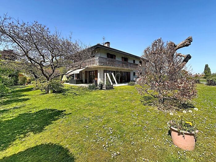 Bons-en-Chablais - Maison 10 pièces à vendre