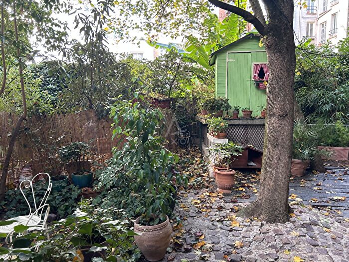 Appartement à vendre - Paris e , La Chapelle, Marx Dormoy - 8 pièces - 3 chambres