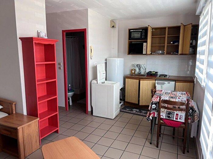 Appartement 1 pièce à Famars, à louer