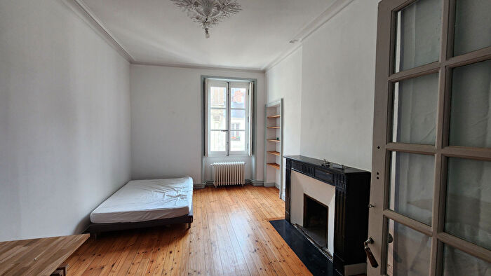 Appartement 1 pièce à Nantes, Centre-ville, à louer
