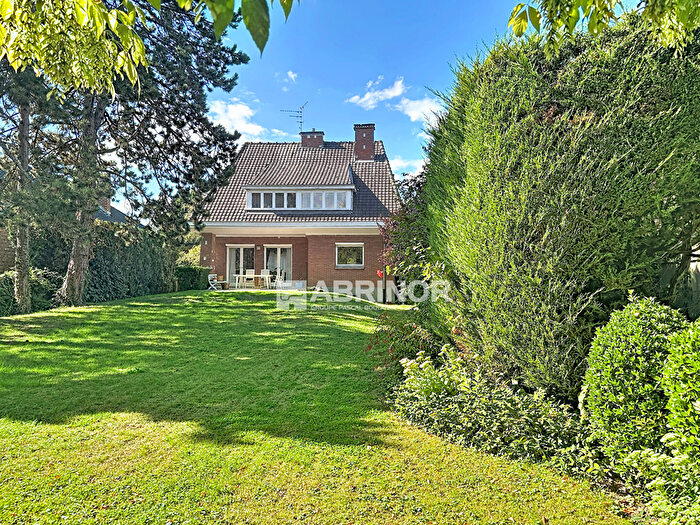 La Chapelle-d'Armentières : Maison 5 pièces à vendre