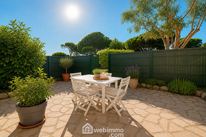 Sainte-Maxime, Virgiles, Capet dAzur, Souleyas, Croisette : Appartement 1 pièce à vendre