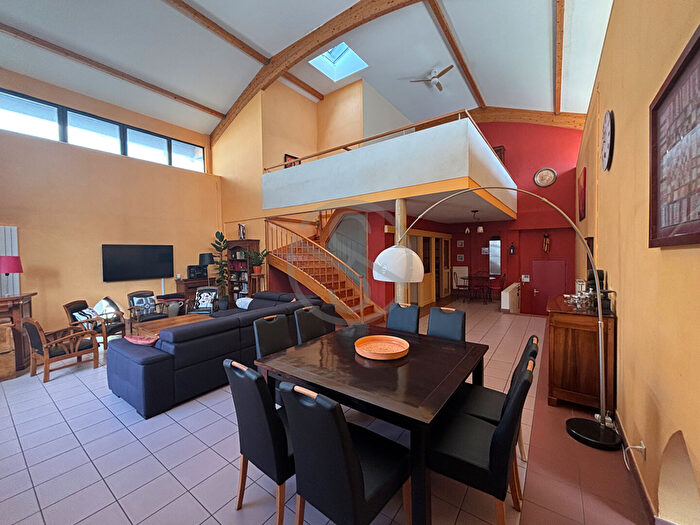 Appartement à vendre - Annonay, Centre-ville - 5 pièces - 4 chambres