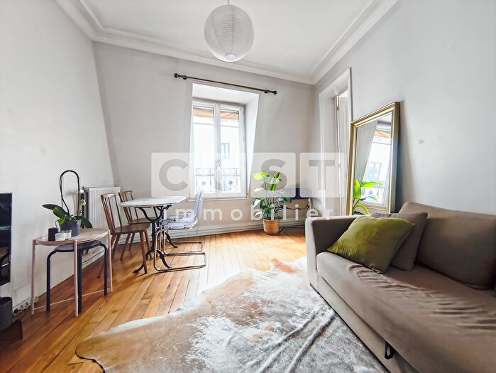 Asnières-sur-Seine, Bécon, Bourguignons : Appartement 2 pièces à vendre
