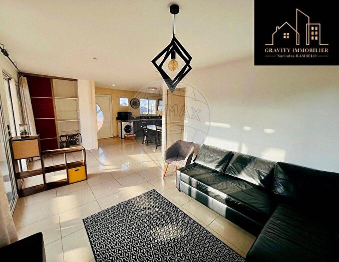 Appartement à louer - Scionzier - 4 pièces - 3 chambres