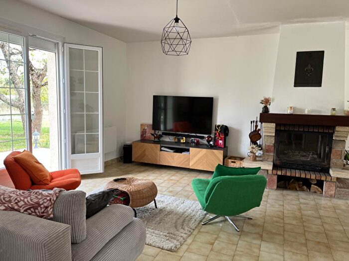 Maison 4 pièces à vendre - Cléré-les-Pins