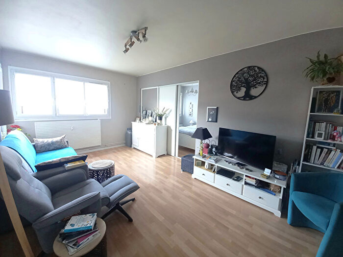 Appartement à vendre - La Motte-Servolex - 2 pièces - 1 chambre