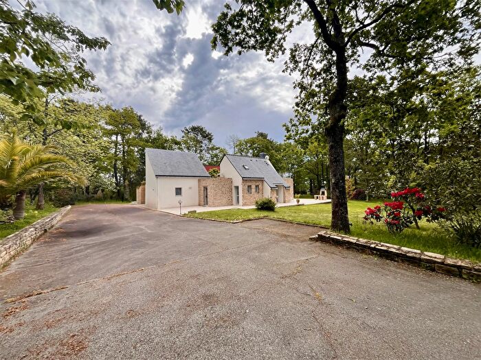 Maison 9 pièces à Marzan, à vendre