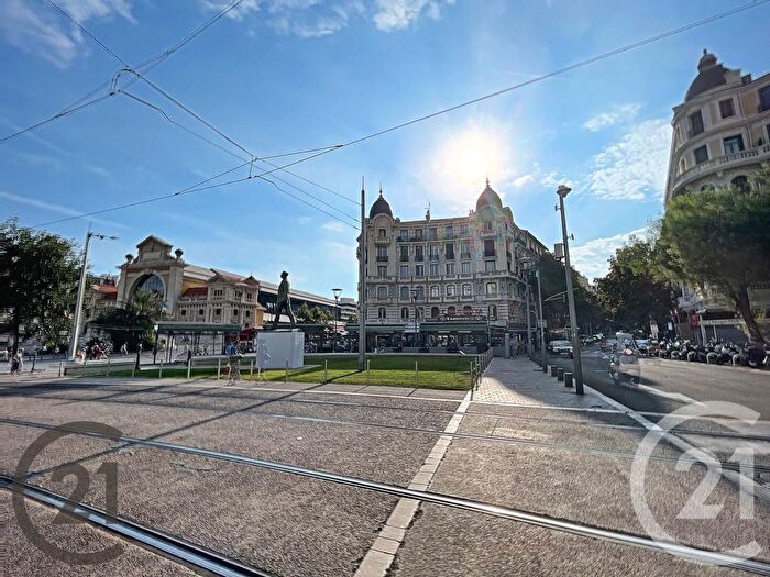 Appartement à louer - Nice - 2 pièces - 1 chambre