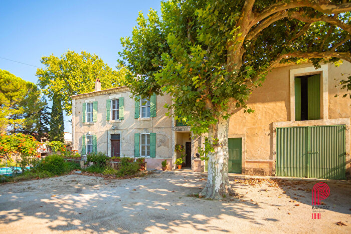 Maillane : Maison 8 pièces à vendre