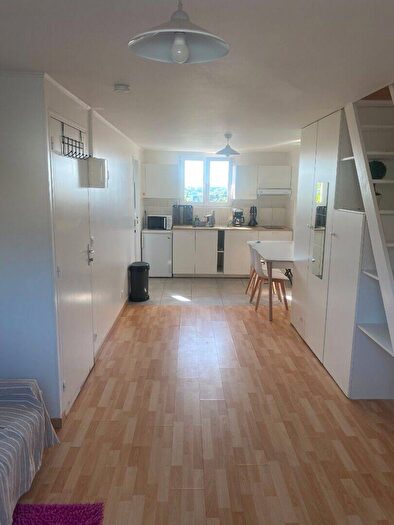 Appartement à louer - Bernard de Palissy, Villeneuve-Saint-Georges - 1 pièce