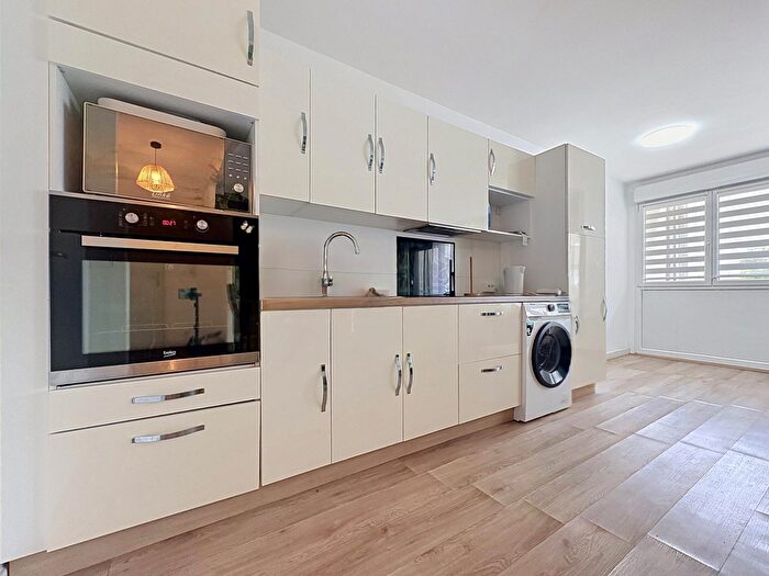 Appartement 4 pièces à vendre - Reims, Croix Rouge, Haut de Murigny