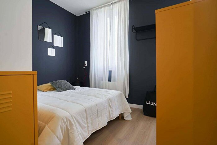 Appartement 1 pièce à Centre Ville, Reims, à louer