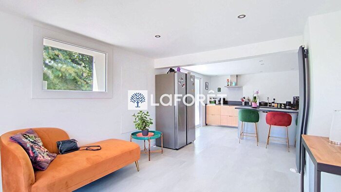 Maison 6 pièces à louer à Beynost