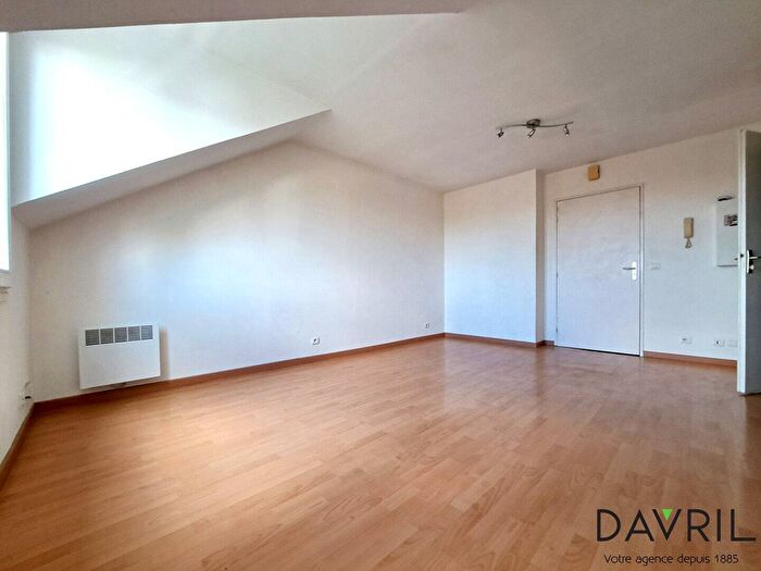 Le Centre, Andrésy : Appartement 1 pièce à louer