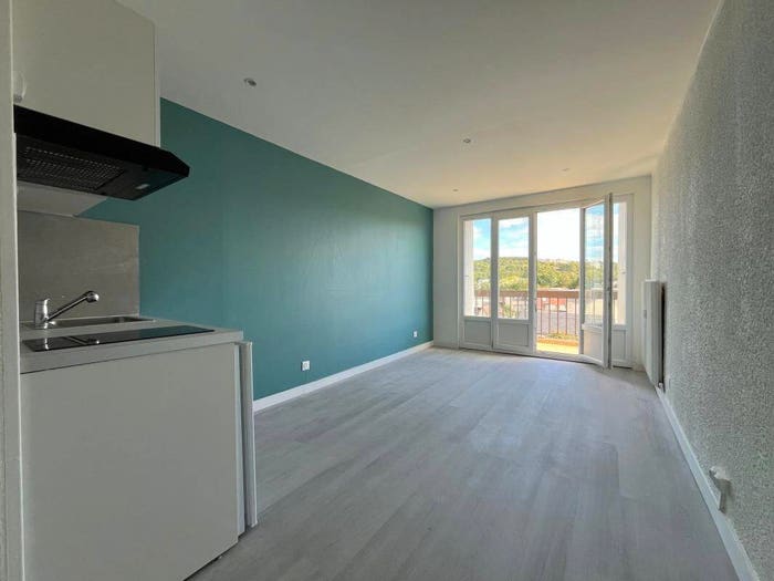 Saint Michel, Évreux : Appartement 1 pièce à louer