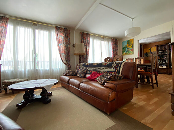 Appartement à vendre - Évreux, Navarre - 5 pièces - 4 chambres