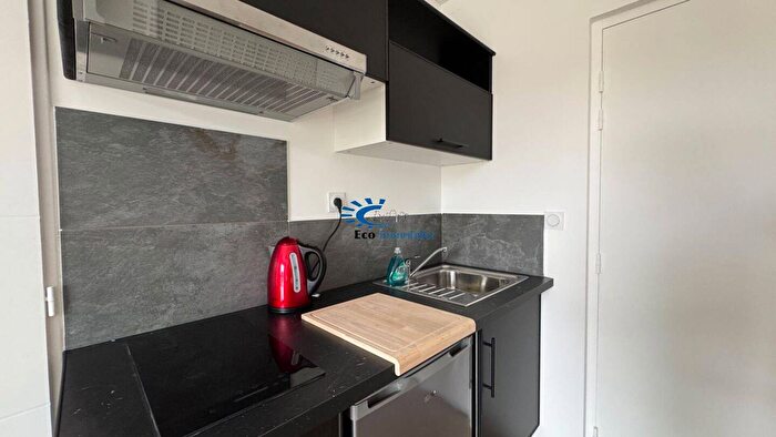 Mairie, Périgny : Appartement 2 pièces à louer