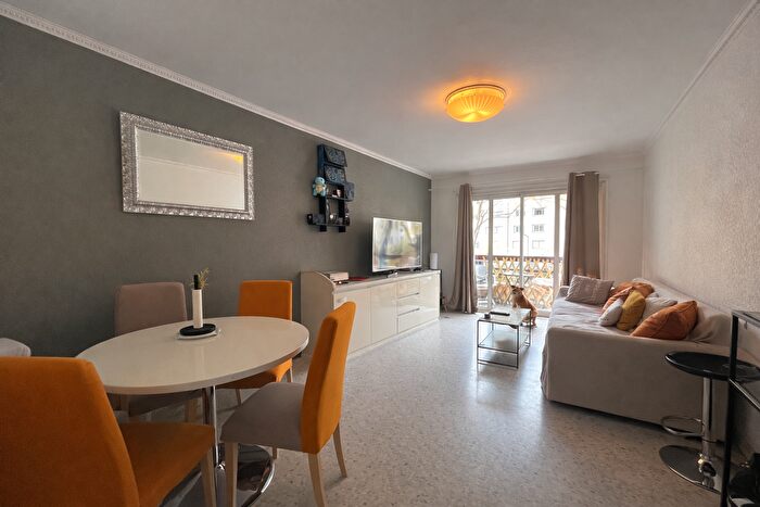 Appartement à vendre - Menton, Haut Borrigo, Saint-Paul-Garavan, Vallée de Gorbio - 2 pièces - 1 chambre