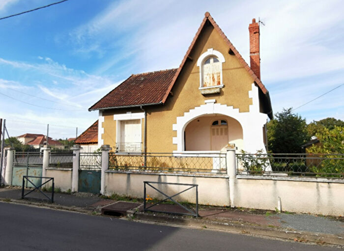 Maison à vendre - Châtellerault, Sud Ouest - 5 pièces - 4 chambres