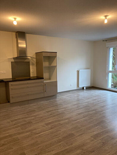 Appartement 3 pièces à Sainte-Eulalie, à louer