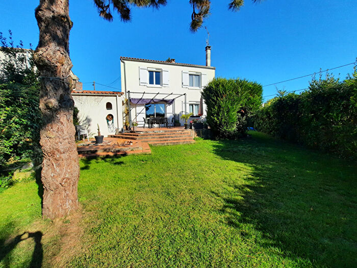 Maison à vendre - Saintes, Bellevue, La Grange, Les Boiffiers - 6 pièces - 4 chambres