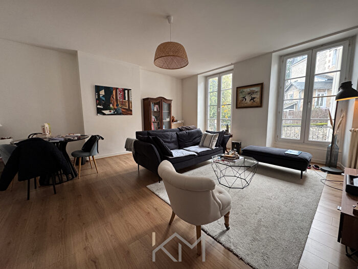 Appartement à louer - Poitiers, Trois Quartiers - 4 pièces - 2 chambres