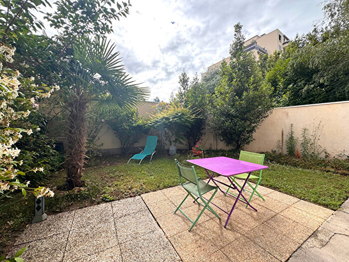 Appartement 1 pièce à louer à Courbevoie, Marceau République