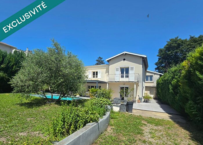 Maison 7 pièces à vendre à Vienne, L'Isle
