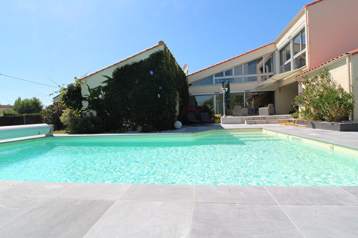 Maison à vendre - Dompierre-sur-Yon - 9 pièces - 6 chambres