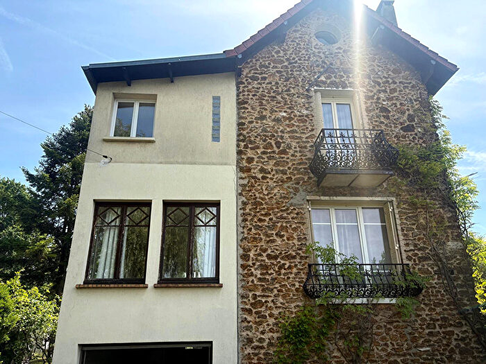 Maison 6 pièces à vendre à Yerres, Concy, Grands Godeaux, Gare
