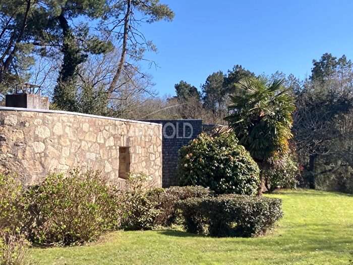 Maison à vendre - Vannes, Ouest - 9 pièces - 4 chambres