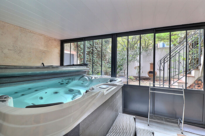 Maison à vendre - Rougiers - 6 pièces - 4 chambres