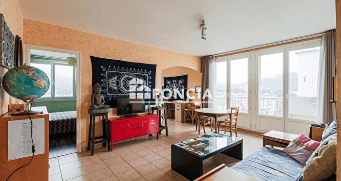 Appartement à vendre - Saint-Martin-dHères, Galochère - 3 pièces - 1 chambre