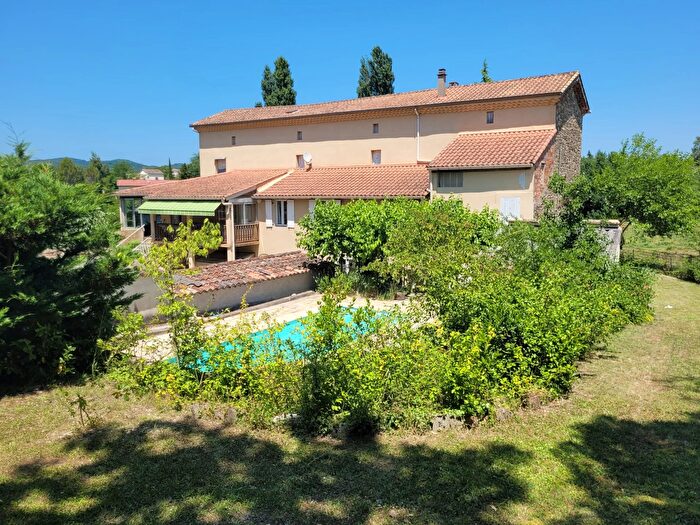 Maison à vendre - Saint-Julien-les-Rosiers - 7 pièces - 5 chambres