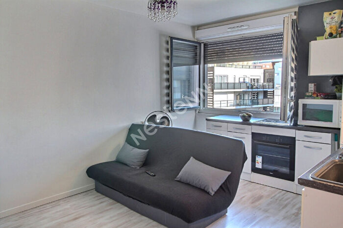 Fresnes, Centre-ville : Appartement 1 pièce à vendre