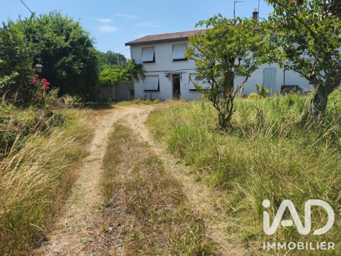 Maison 8 pièces à vendre - Saint-Martin-du-Puy
