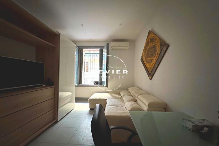 Appartement 2 pièces à Montpellier, Comédie, à louer