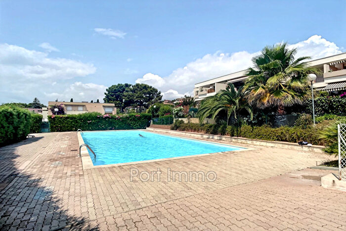 Appartement à vendre - Cagnes-sur-Mer - 2 pièces - 1 chambre