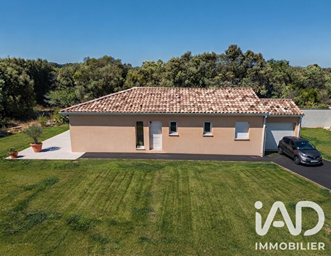 Maison 4 pièces à La Calmette, à vendre