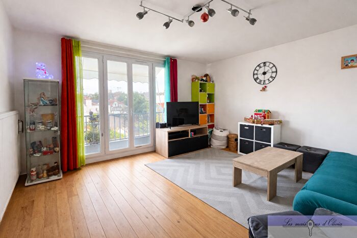 Appartement à vendre - Sucy-en-Brie, Gare, Noyers, Berges de Sucy - 3 pièces - 2 chambres