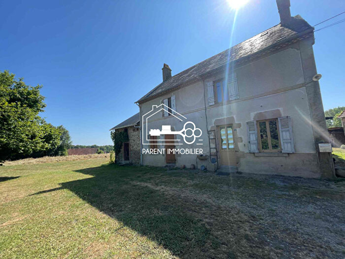 Maison à vendre - Saint-Maurice-la-Souterraine - 5 pièces - 4 chambres
