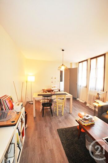 Appartement 2 pièces à louer à Rodez, Centre historique, Vieux-Rodez